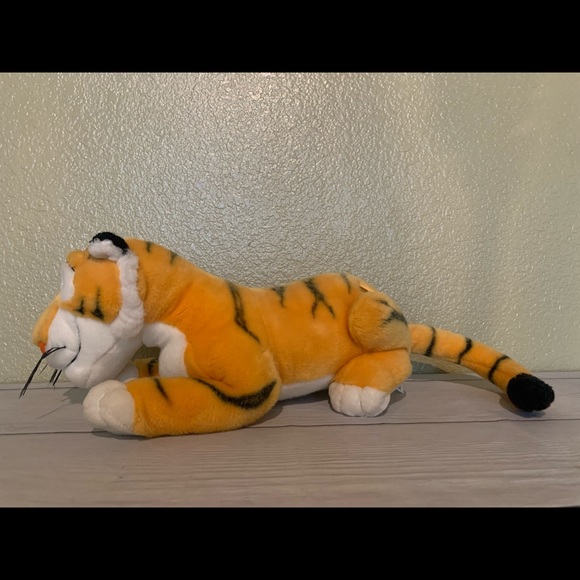 Disney | Toys | Disney Store Exclusive Aladdin Rajah Tiger Plush | Poshmark